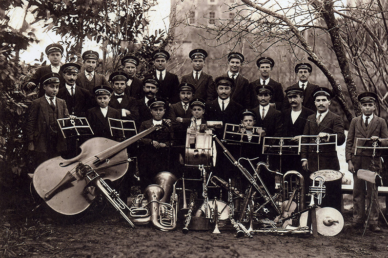 O arquivo da RAG enriquécese coas partituras da Banda Garrote | Real ...